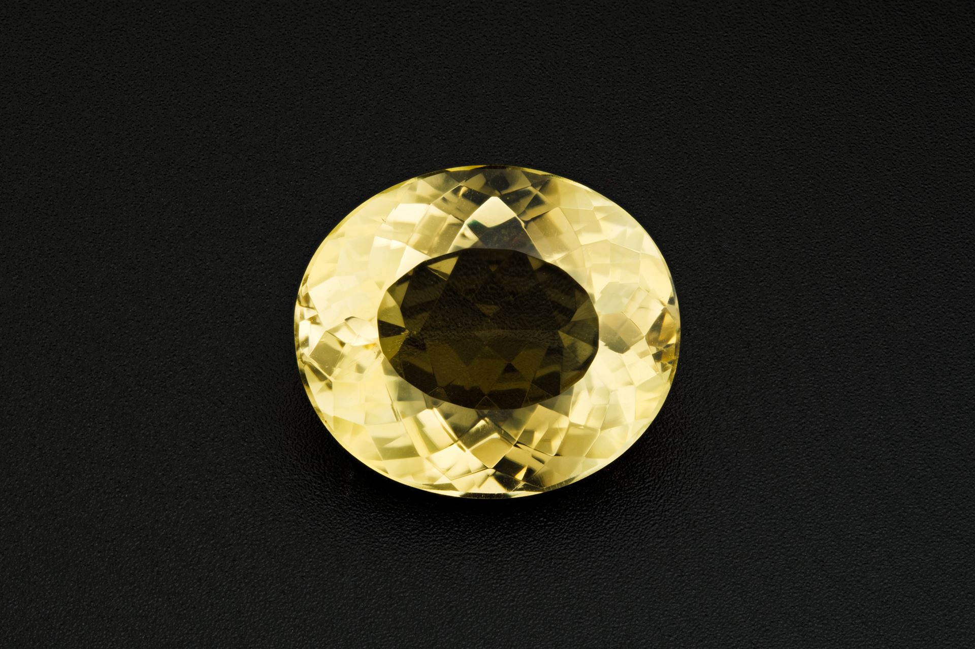 Authentication - Champagne quartz